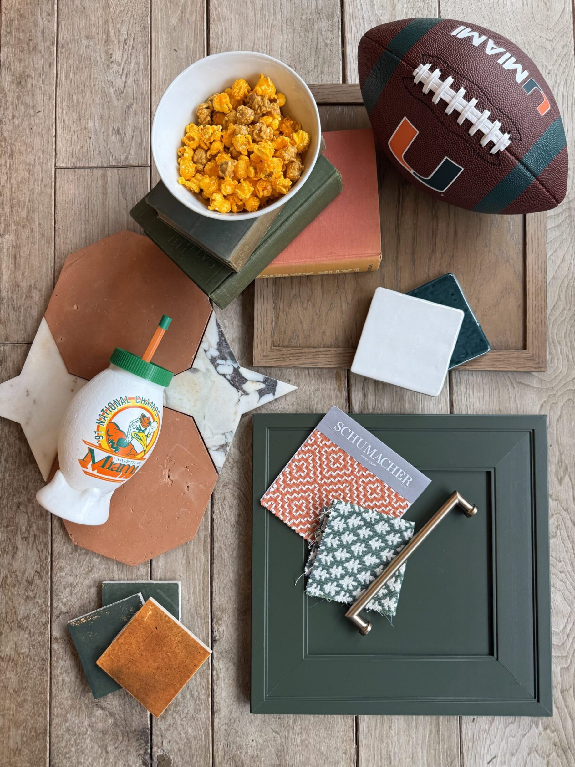 Destin in Forestwood and Portrait White Oak in Cognac | Kith Kitchens